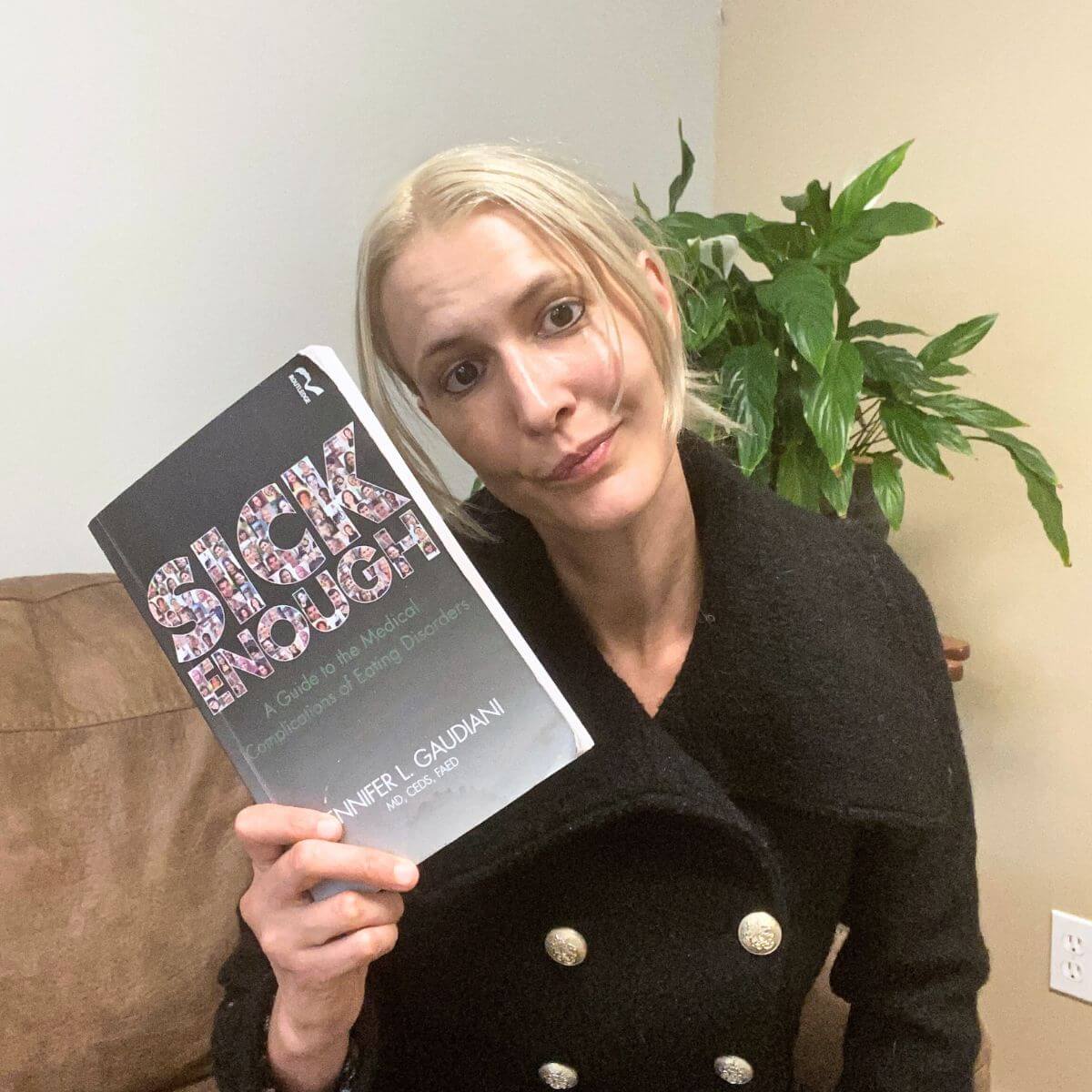 A Dietitians Favorite Eating Disorder Recovery Books | Peace & Nutrition™